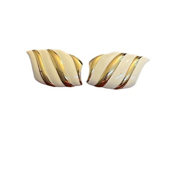 Monet | Jewelry | Vintage Monet Cream Enamel Gold Tone Shell Earrings ...